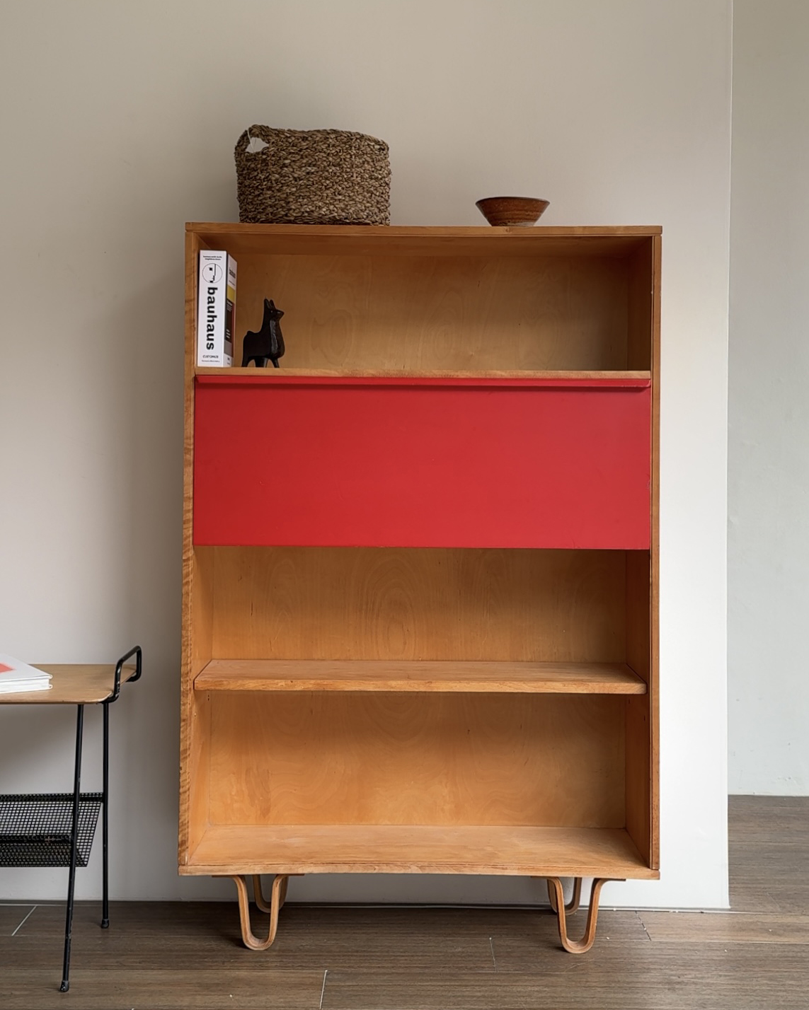 [Pastoe] BB04 Cabinet - Red | 레트로비 retrobby