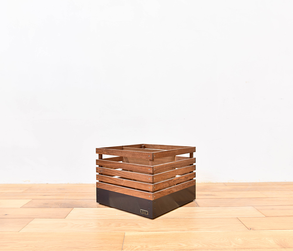 Stack Box / High walnut - HELLOS Factory