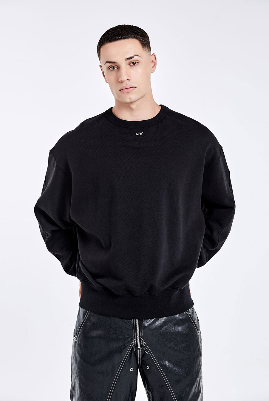 METAL LOGO SWEATSHIRT - BLACK - 51percent
