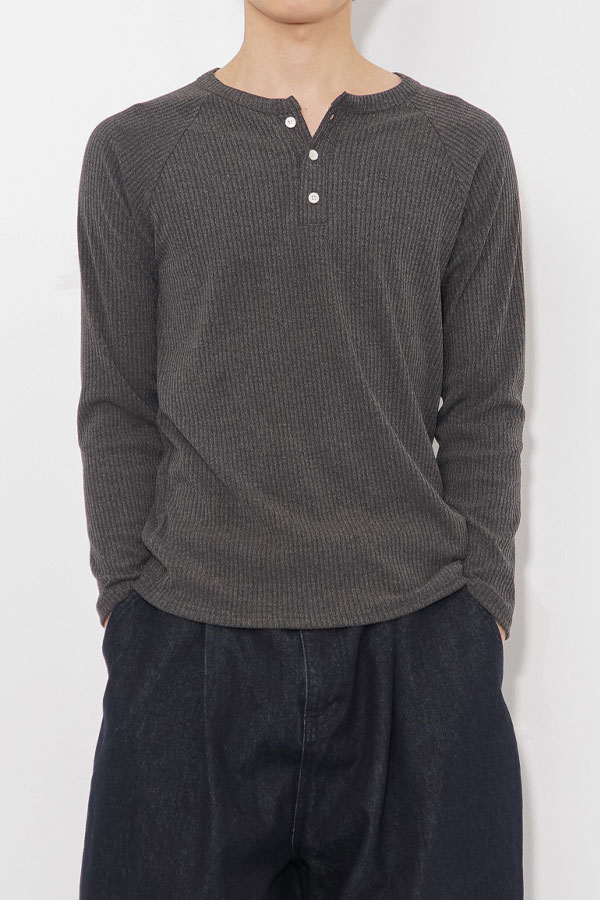 Fold Henley Neck Tee - helm 헬름