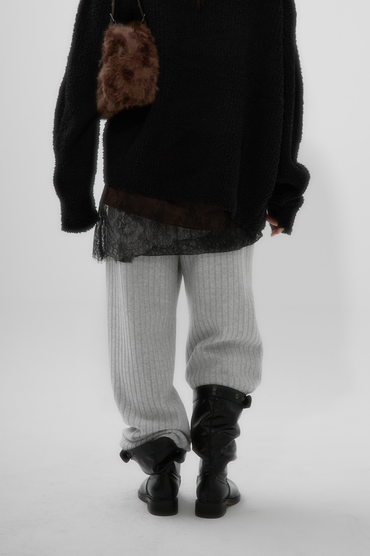 베르크 서울 | RIBBED HEAVY WIDE PANTS