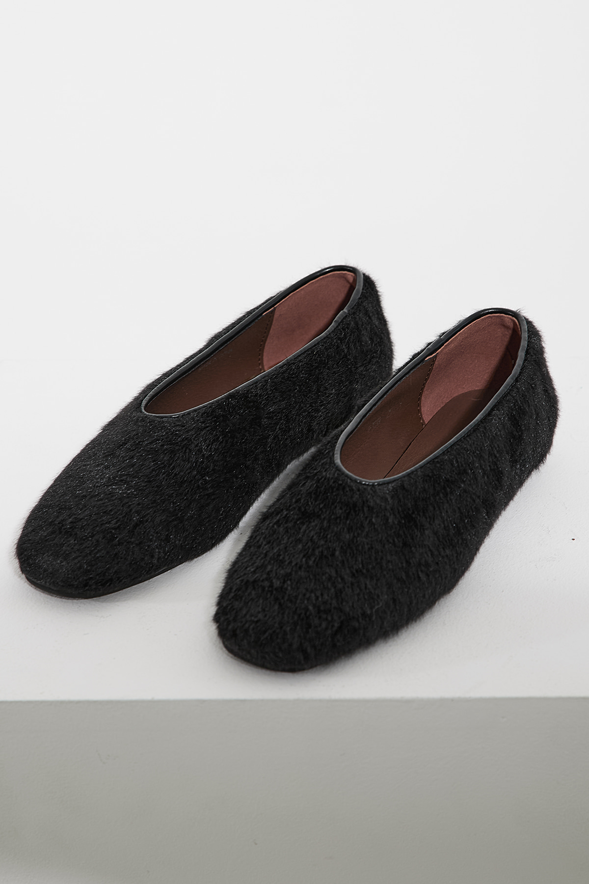 베르크 서울 | FUR FLAT SHOES