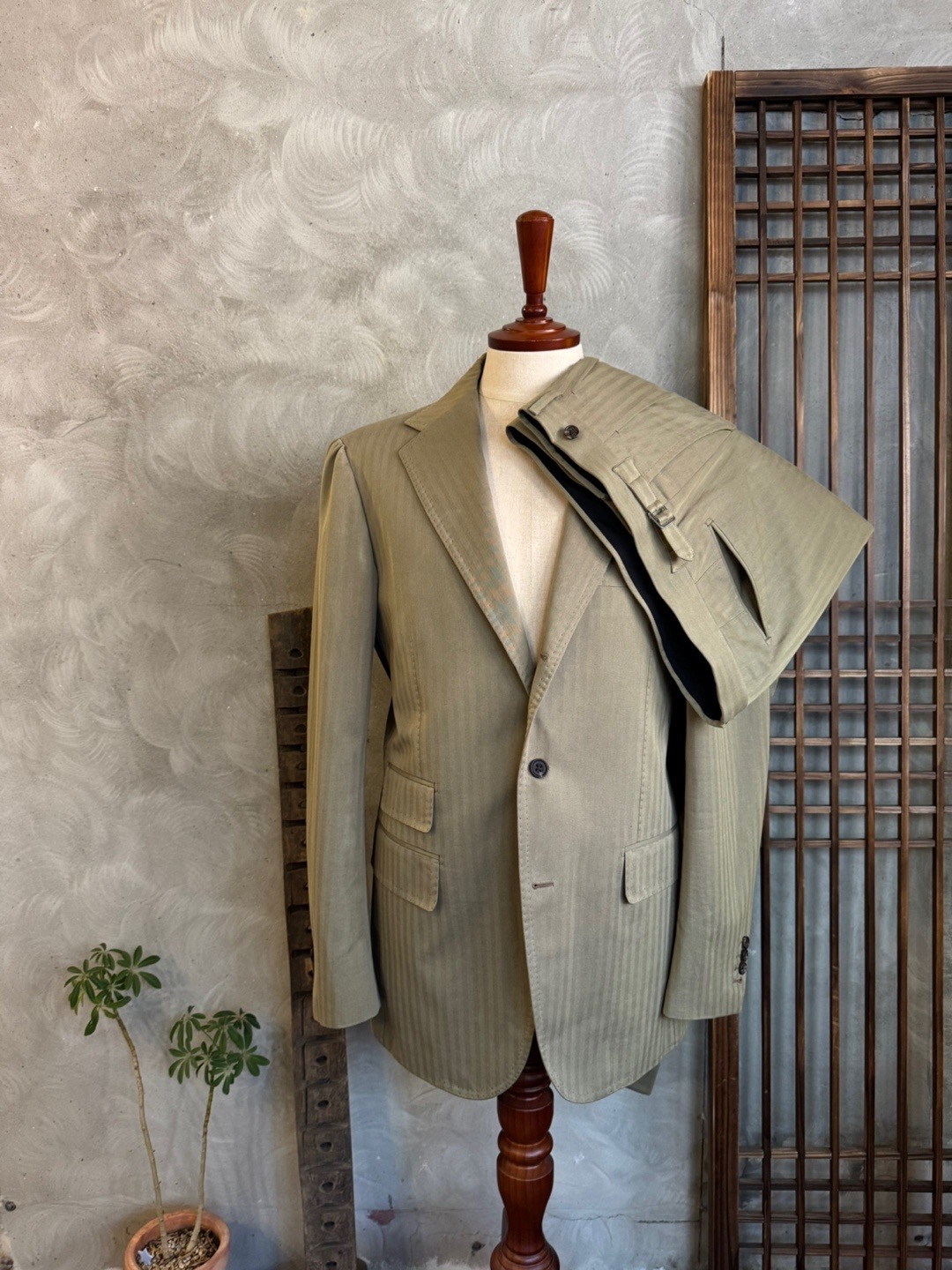 RING JACKET - EMULSION