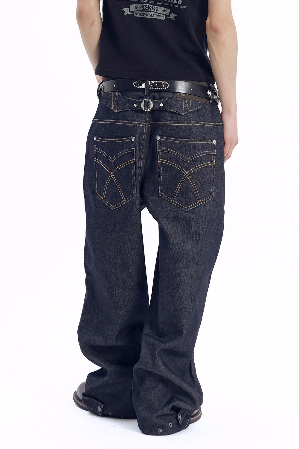 Steve Cinch Back Denim Pants (Blue) - AAKAM