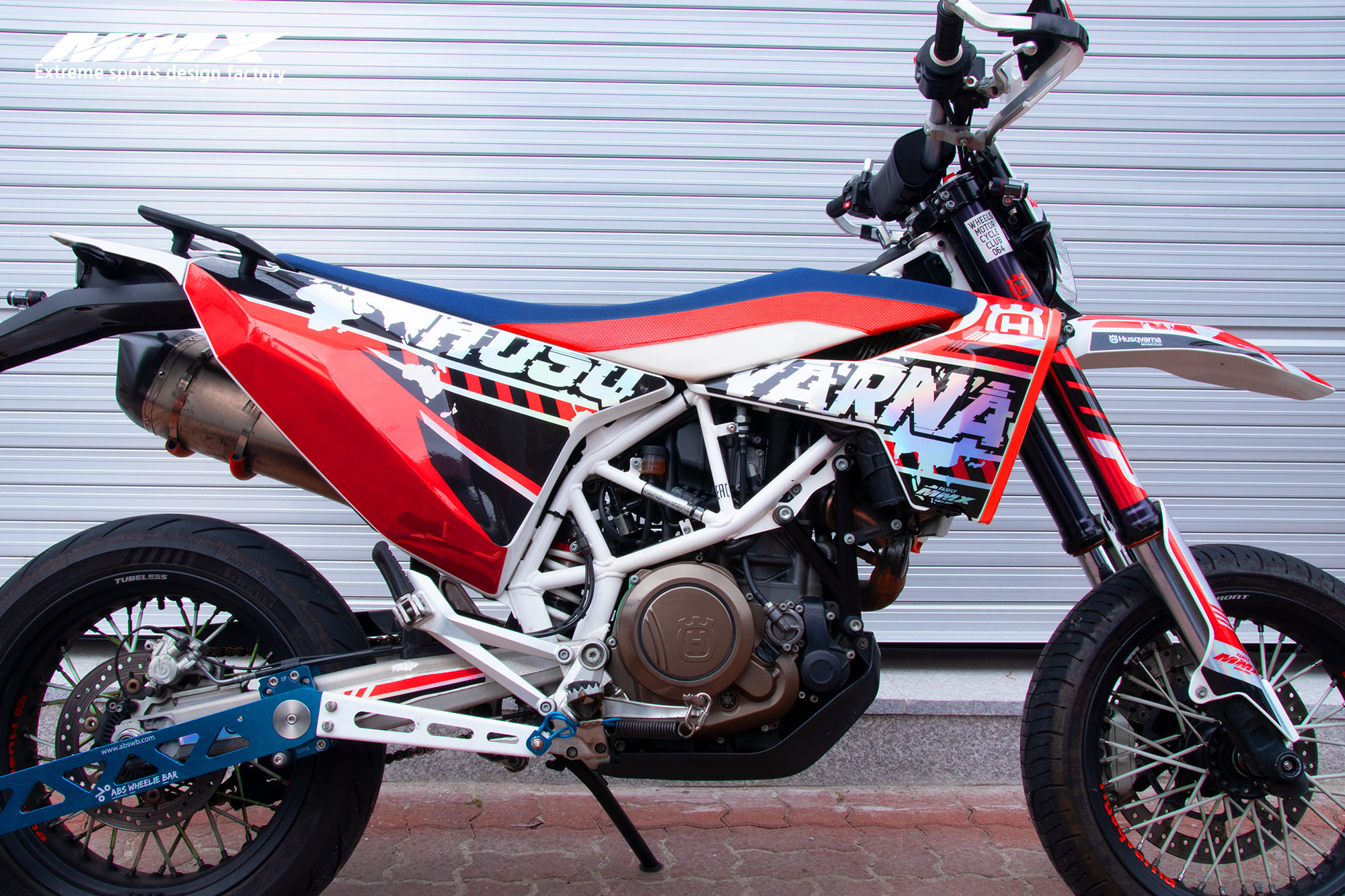701 SUPERMOTO / Red World Map Custom Design | MMX19