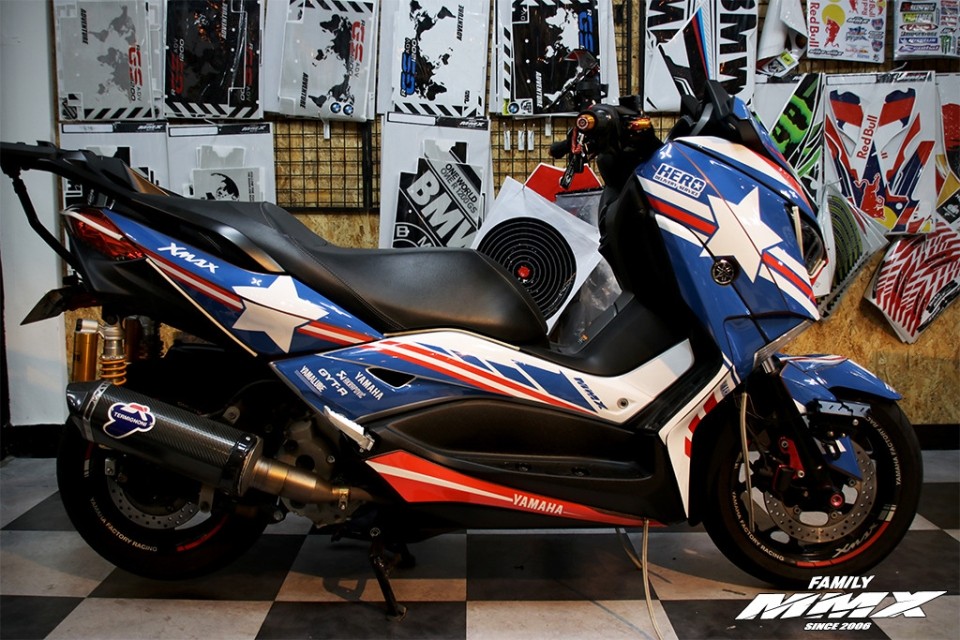 X MAX 300 / Captain America Custom Design - MMX19