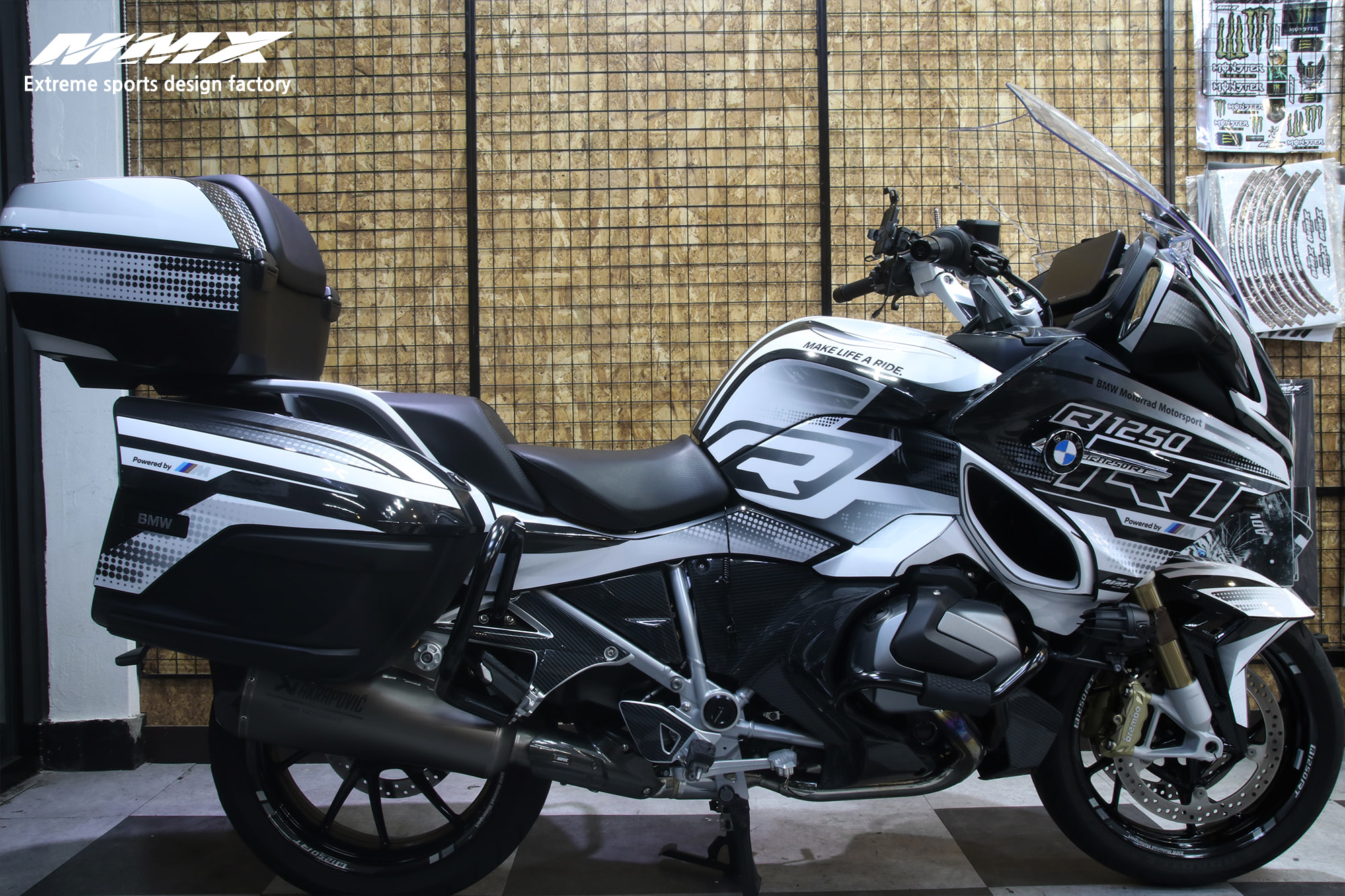 R1250RT / Dot Point Custom Design - MMX19