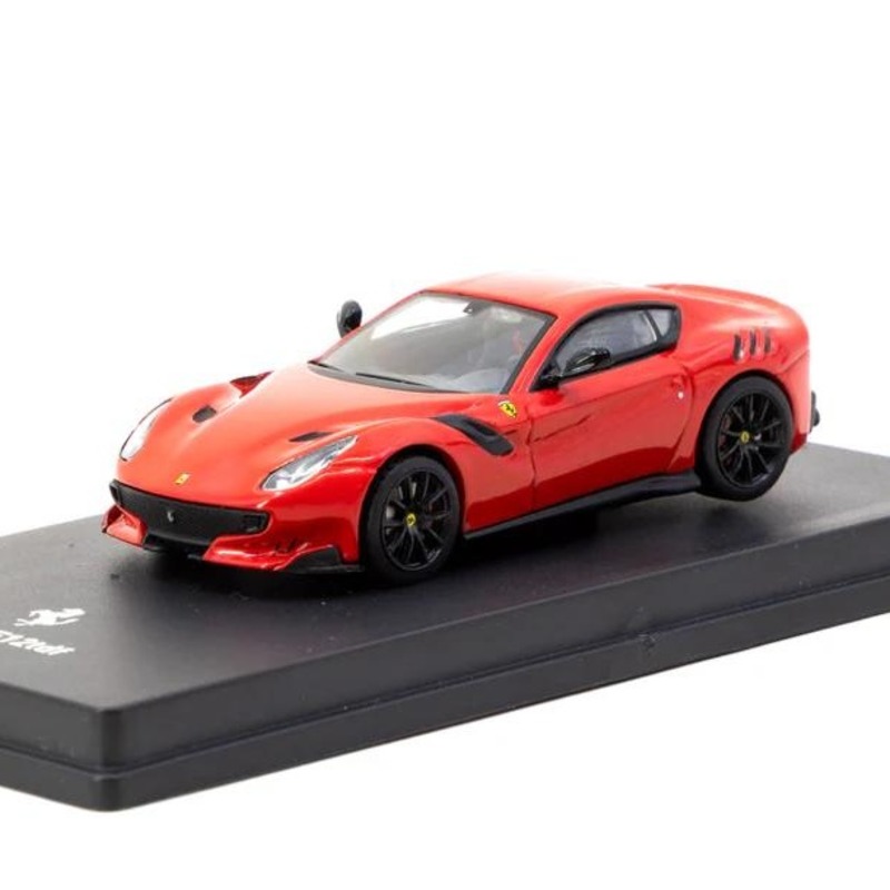 IXO 1/64 CENTAURIA x IXO COLLECTIONS FERRARI GT 1:64 Magazine ASIA ...