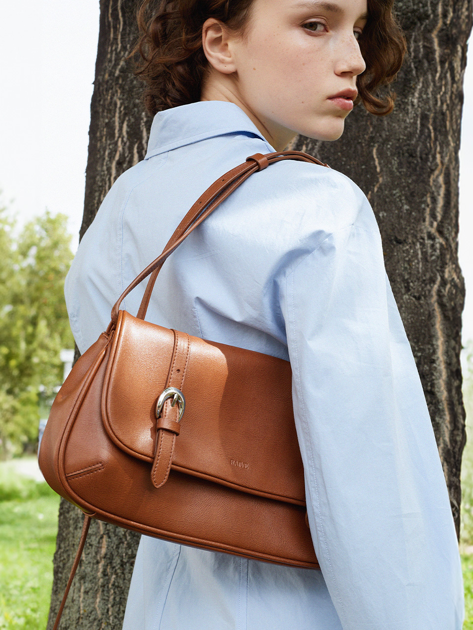 Remy in Tan UA4AB056-BA - RAIVE