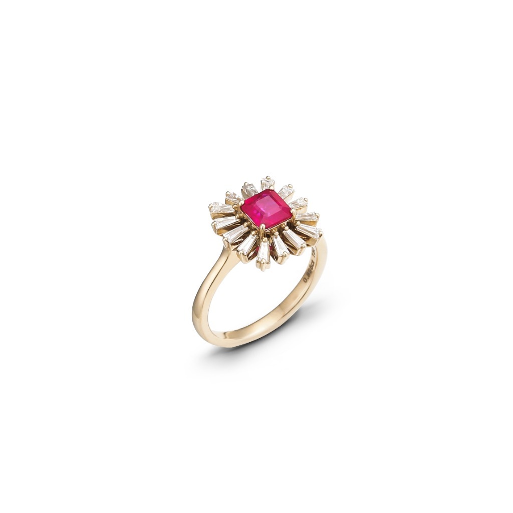 루체르 | Square Ruby Daisy Ring