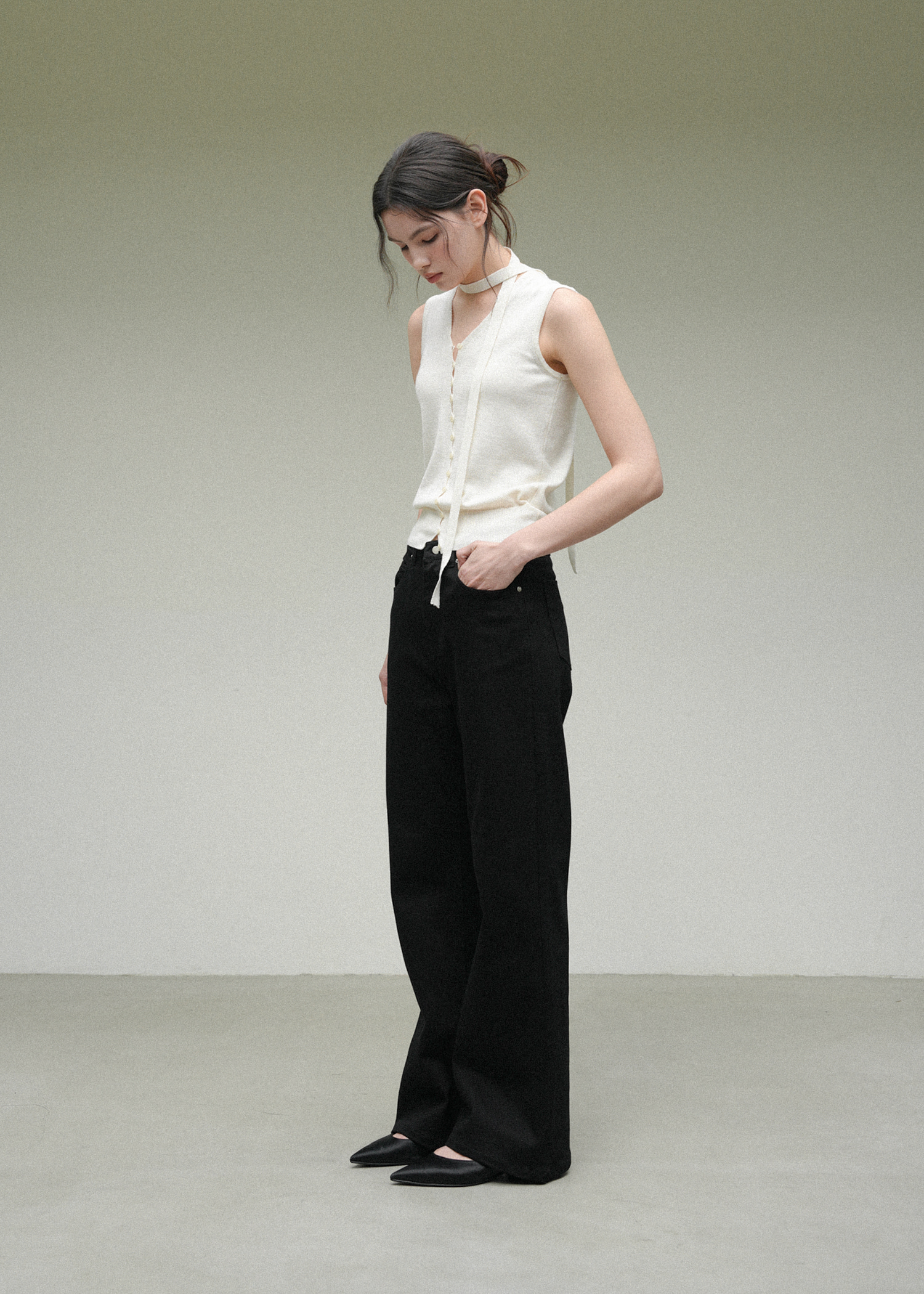 Vail button knit vest (ivory) - 감도 깊은 취향 셀렉트샵 29CM