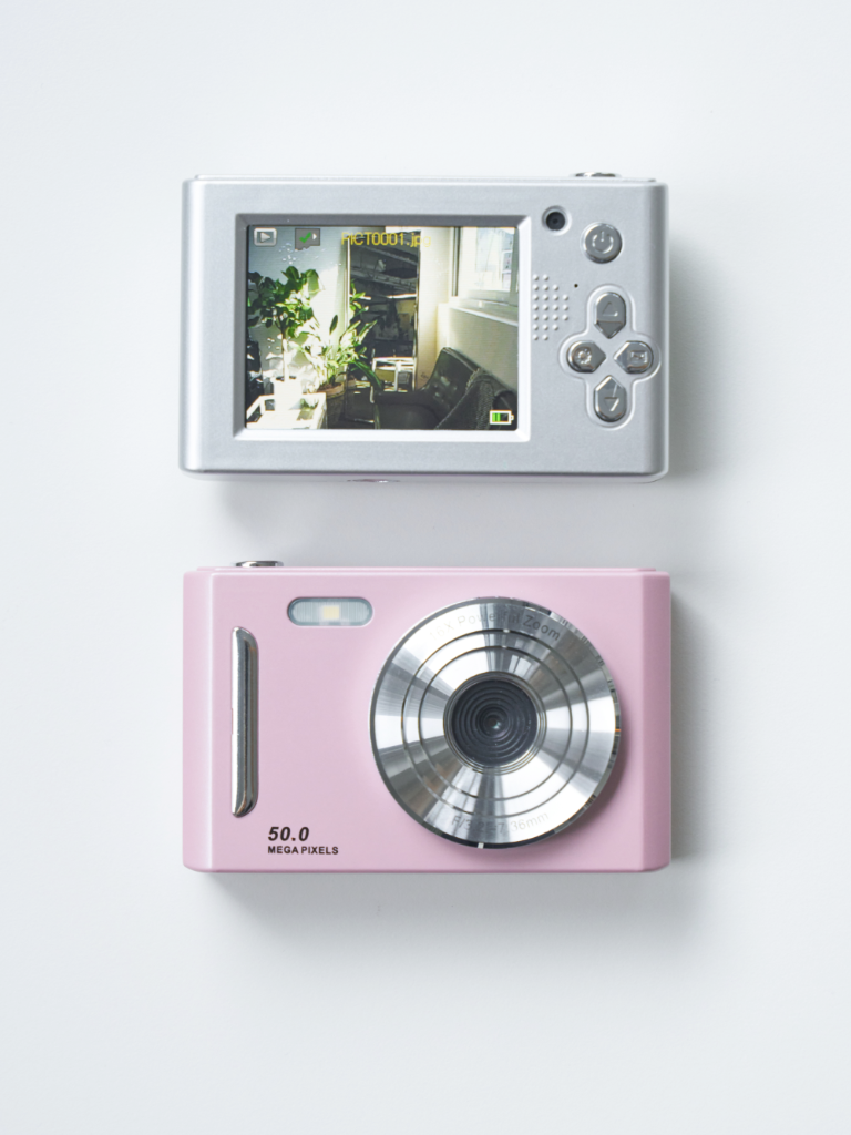 Neo Digital Camera (2 Colors) | 휴그