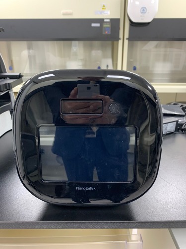 ADAM CellT cell counter | Universal Bio Korea