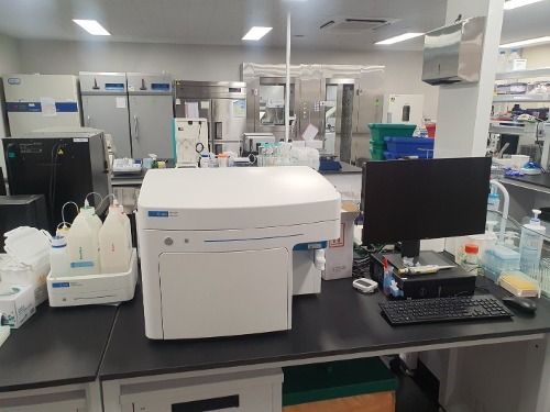 (4laser 20color) Novocyte Quanteon 4020 - Universal Bio Korea