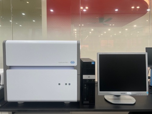 [판매완료] Lightcycler 480II - Universal Bio Korea