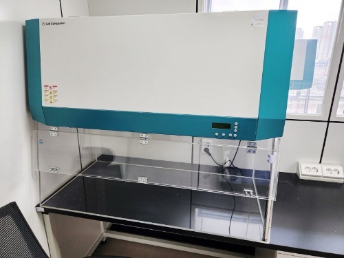 제이오텍 PCR Workstation | Universal Bio Korea