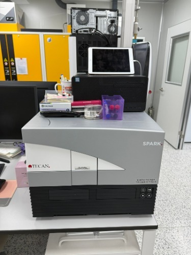 [판매완료] TECAN Spark Multiplate reader | Universal Bio Korea