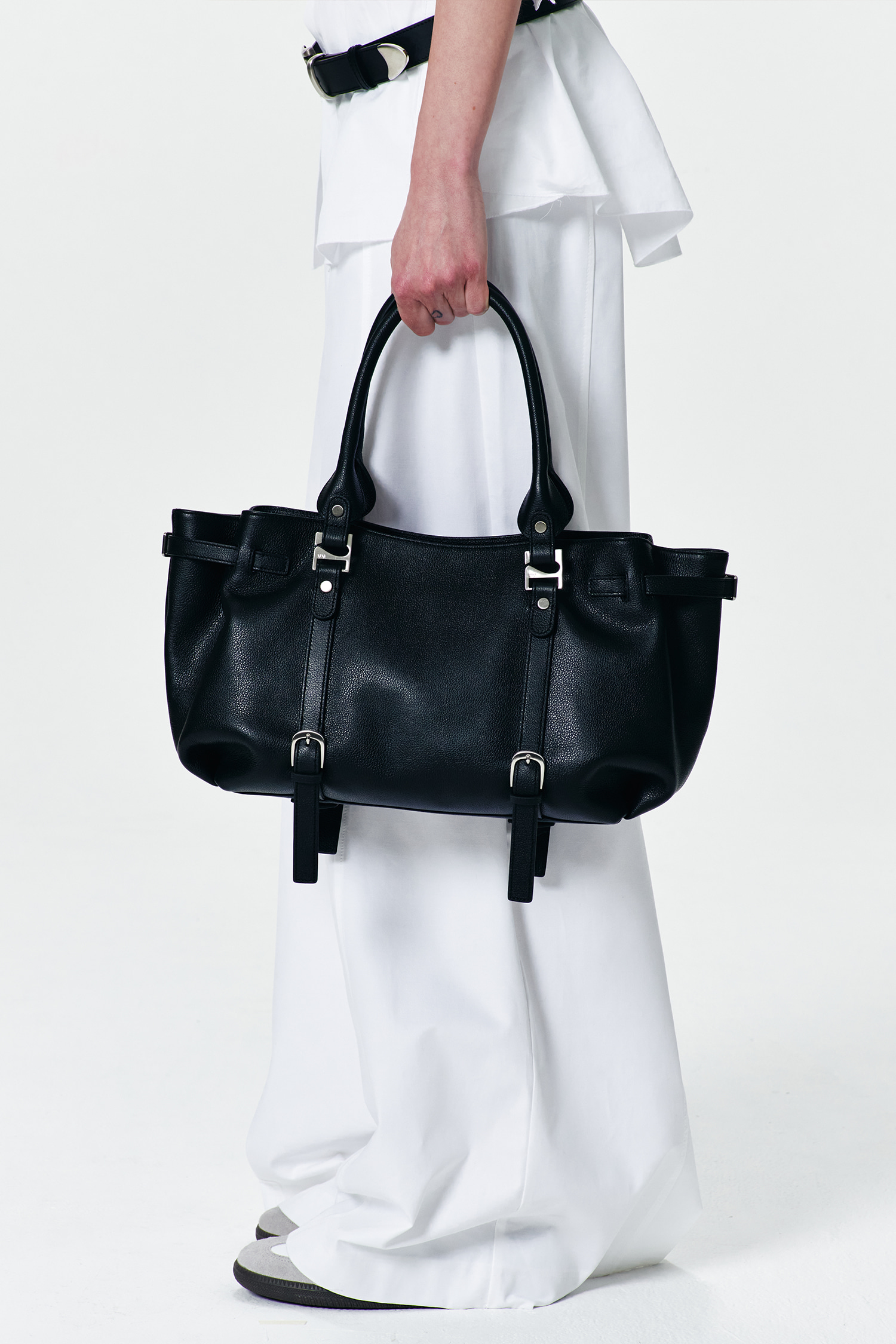 Ruskin tote bag_Black - AHNI
