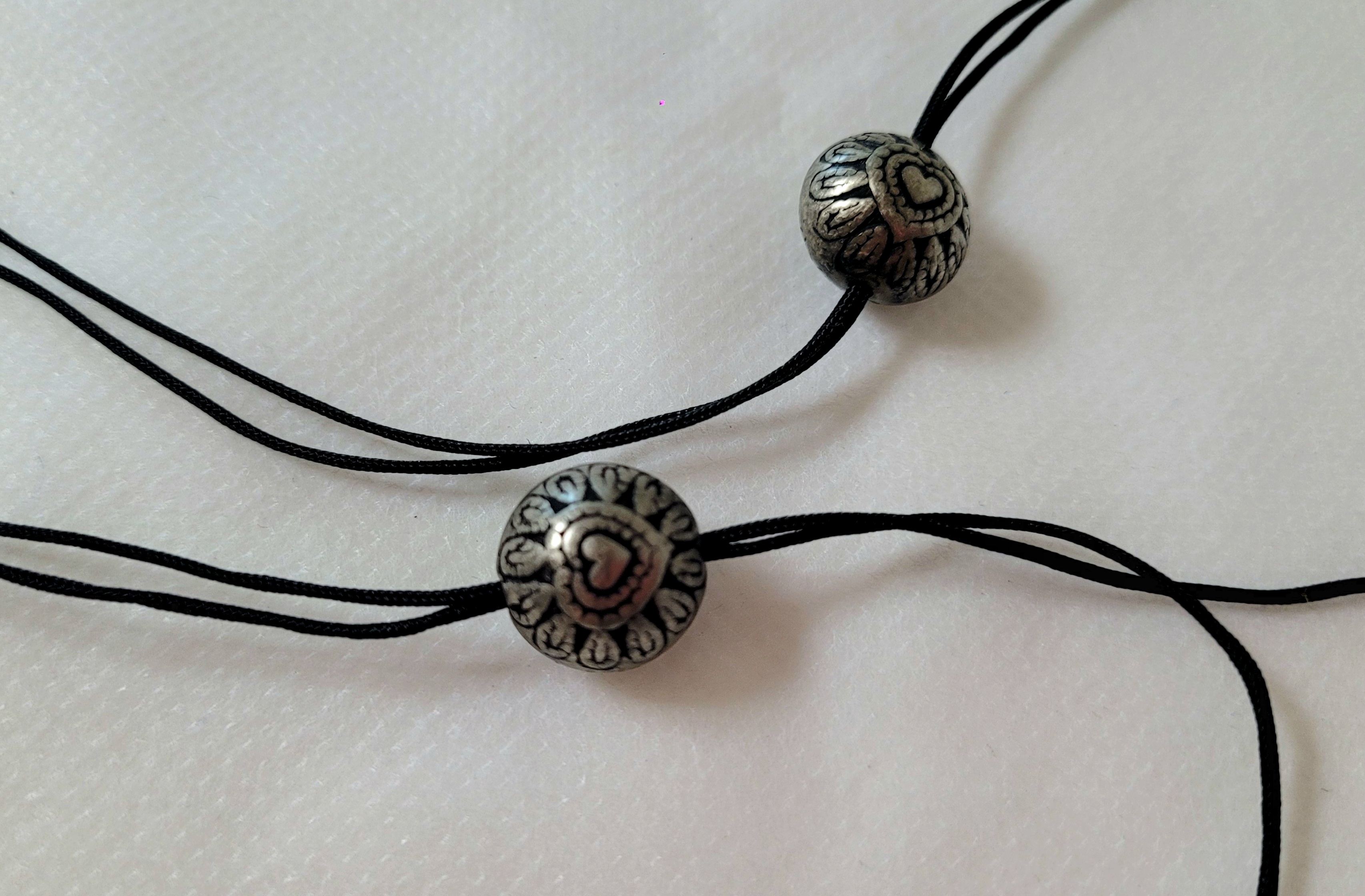 하트볼 은버니쉬 매듭팔찌 | hiUU