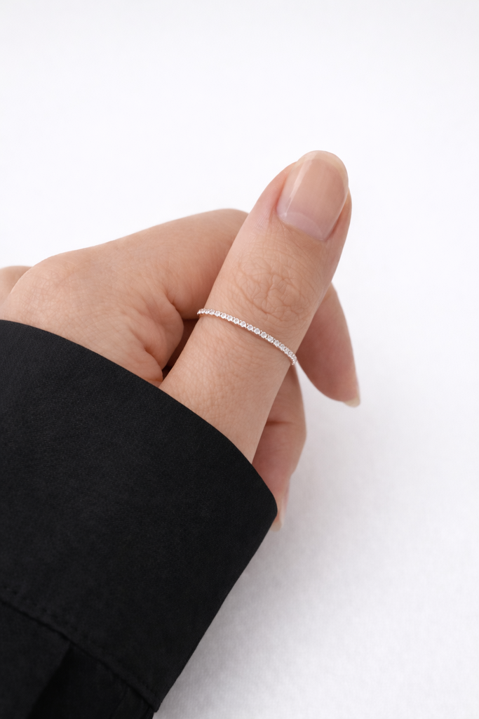 Rose sparkle cubic band ring | 아우레움픽