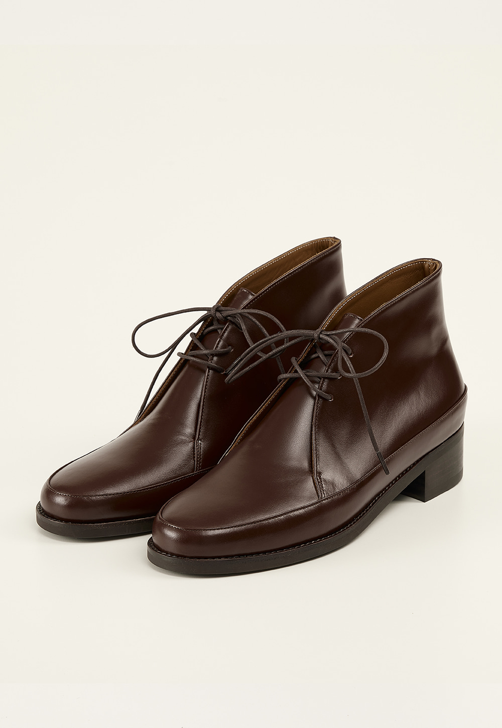 Carol Derby Shoes - Marron - old hands carved
