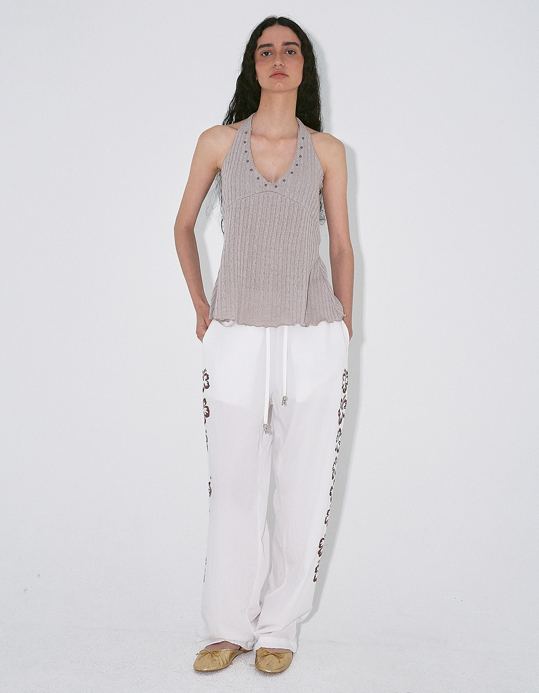 9/5 발송 STUDDED CABLE HALTER TOP, BEIGE - polysooem