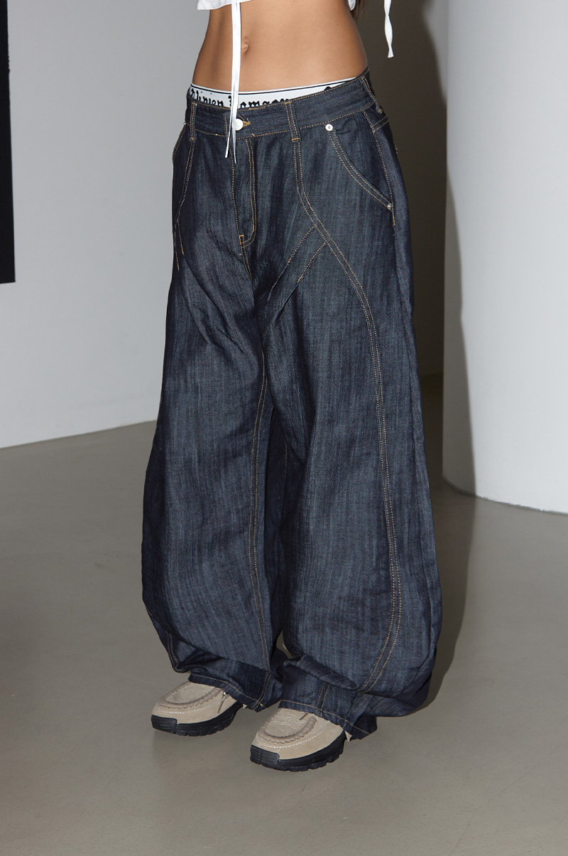 KIM MEGA WIDE DENIM | runtz (international)
