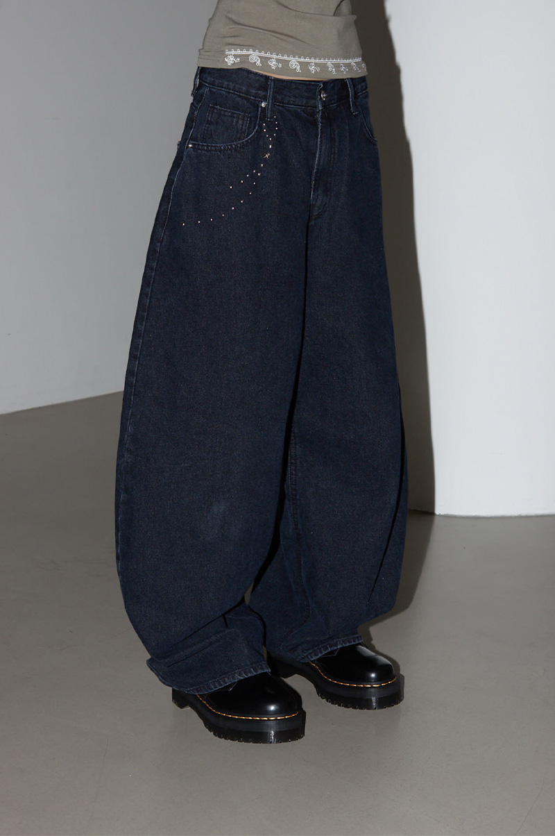 PIE FAKE KEYRING STUD DENIM - 런츠