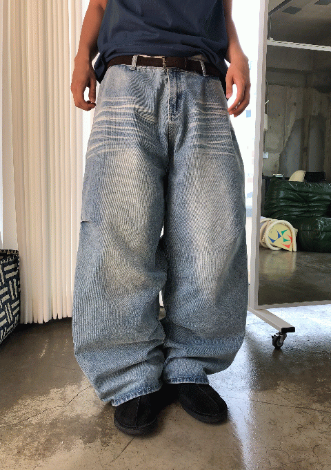 다트 브러쉬 워싱 데님 | CLO MARKET