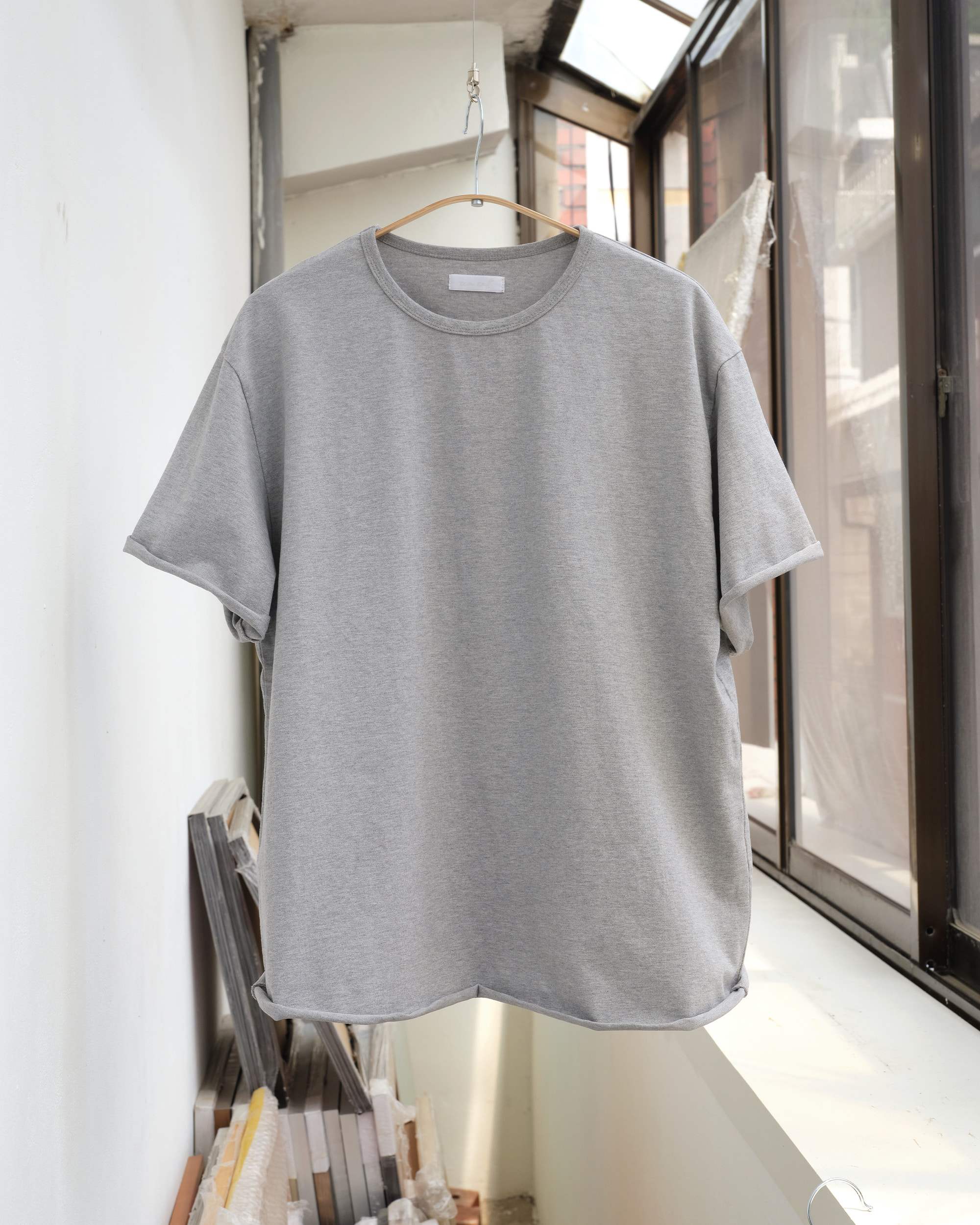 Loop hem T-shirt (gray) | 씨솔트