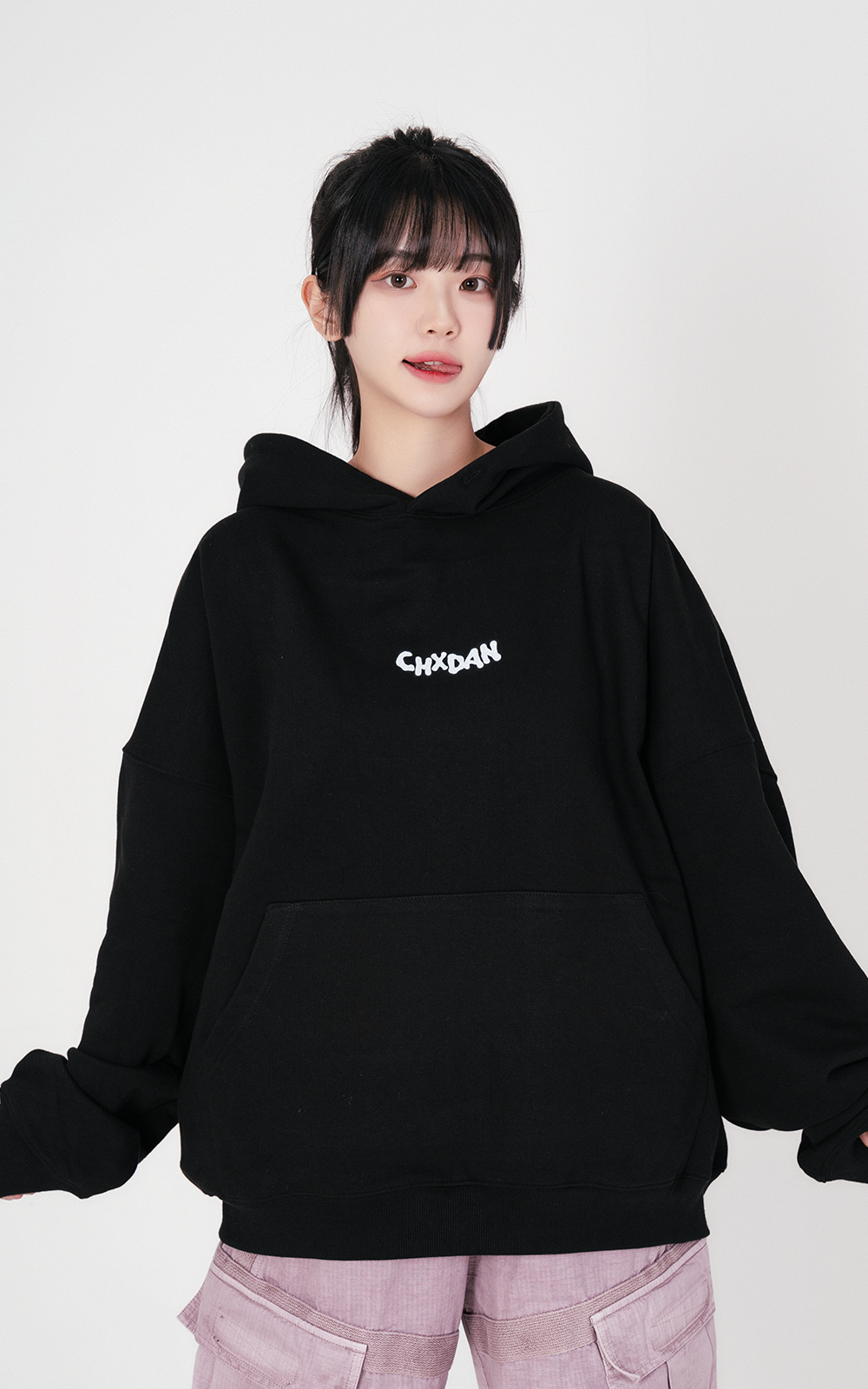 CHODAN DRUMMER HOODIE BLK | WITH PRODUCT