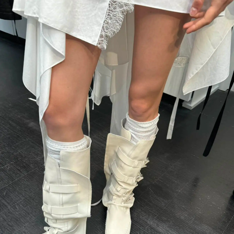 ANN DEMEUEMEES*** belt buckles boots | 클라라오티티