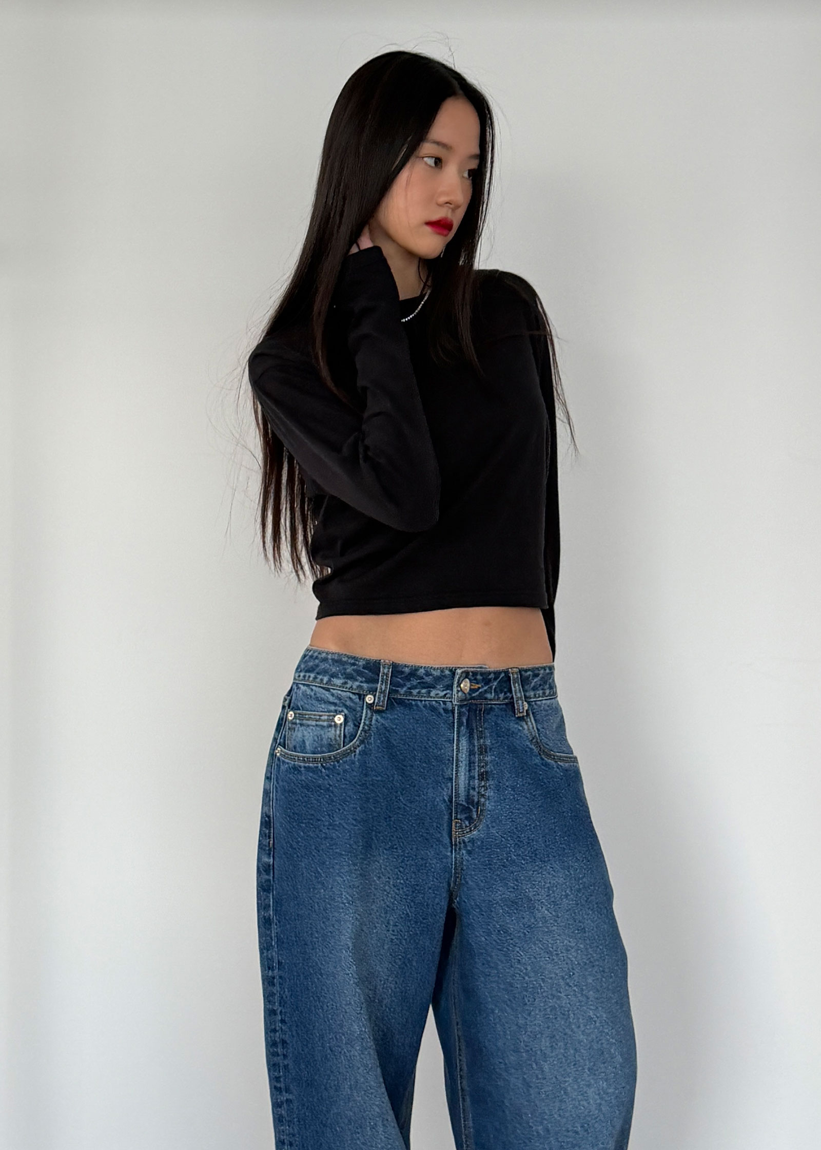 [2nd] Back-Hold Long Sleeve Black | Practical and Realistic