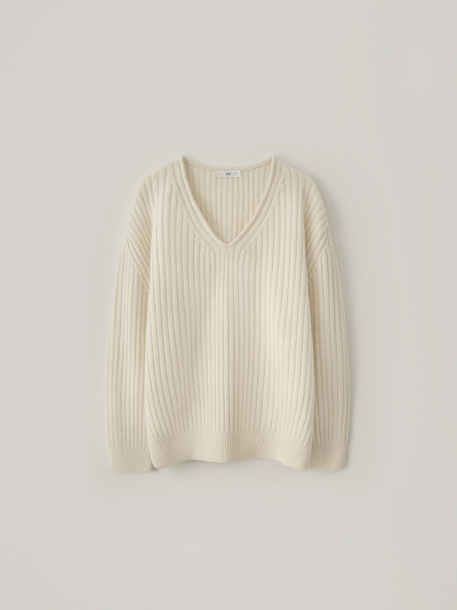 Deep V-Neck Alpaca Knit - Ivory - CHE-SEOUL