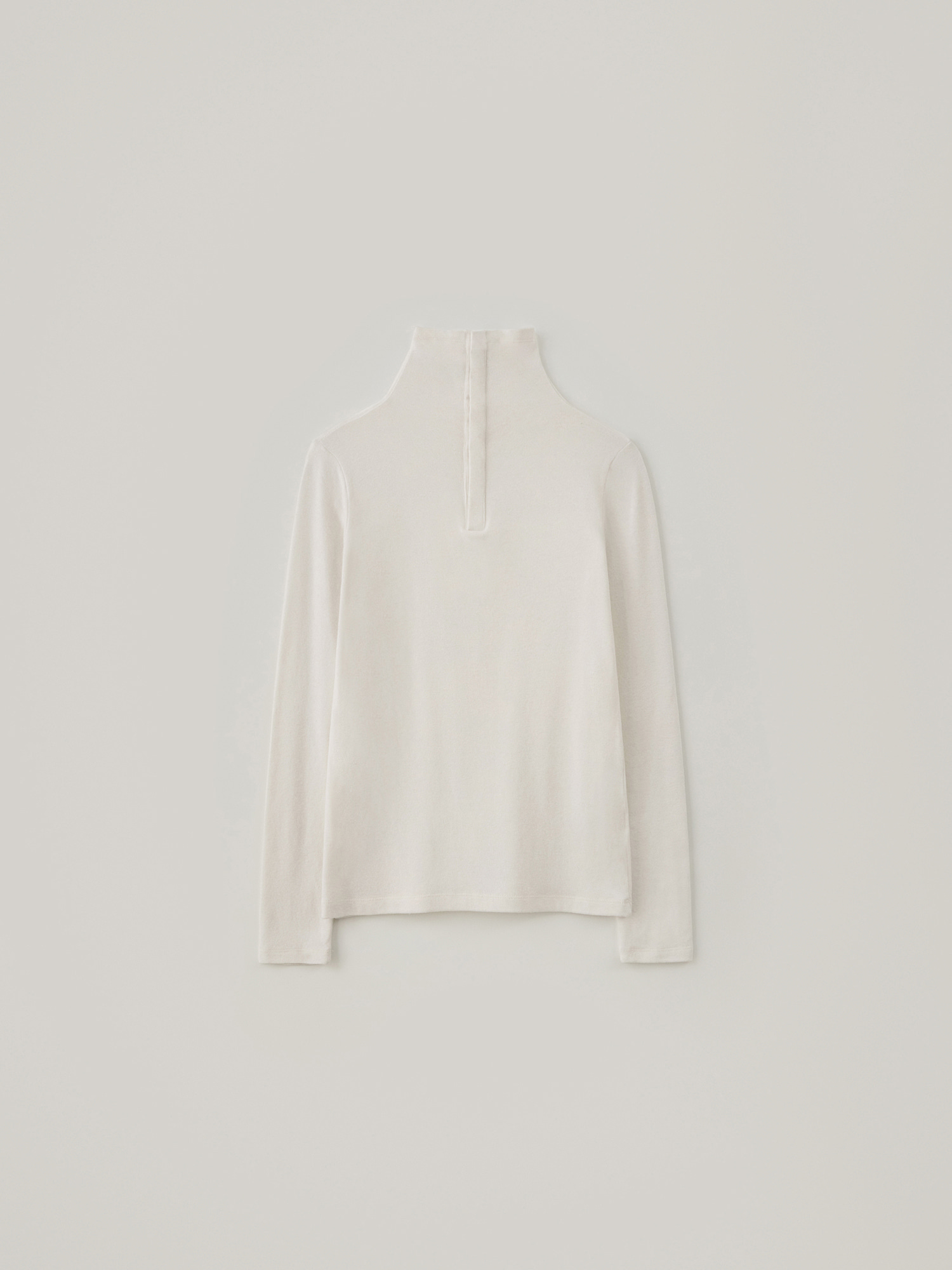 Two-Way Snap Turtleneck Top - Ivory - CHE-SEOUL