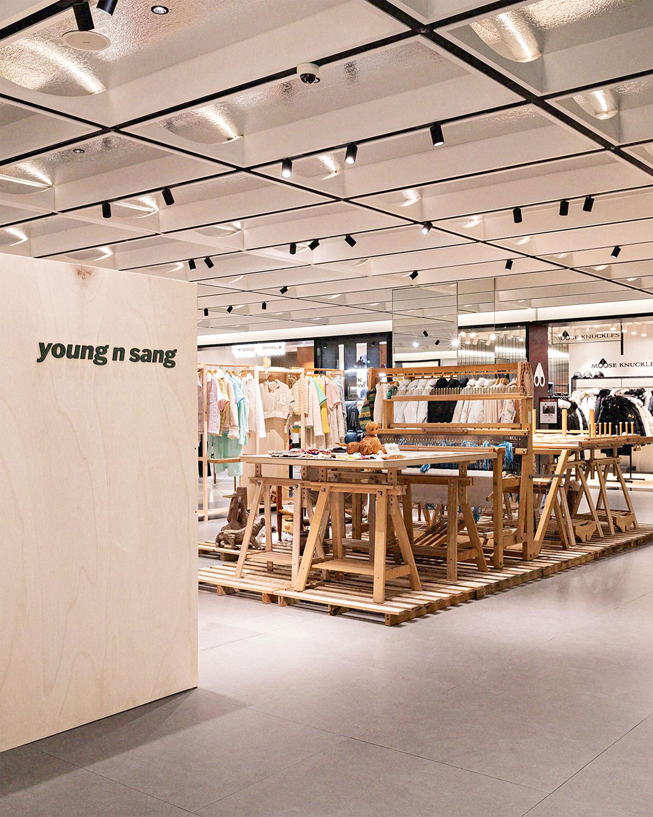 Pop up store - Galleria Department Store - young n sang