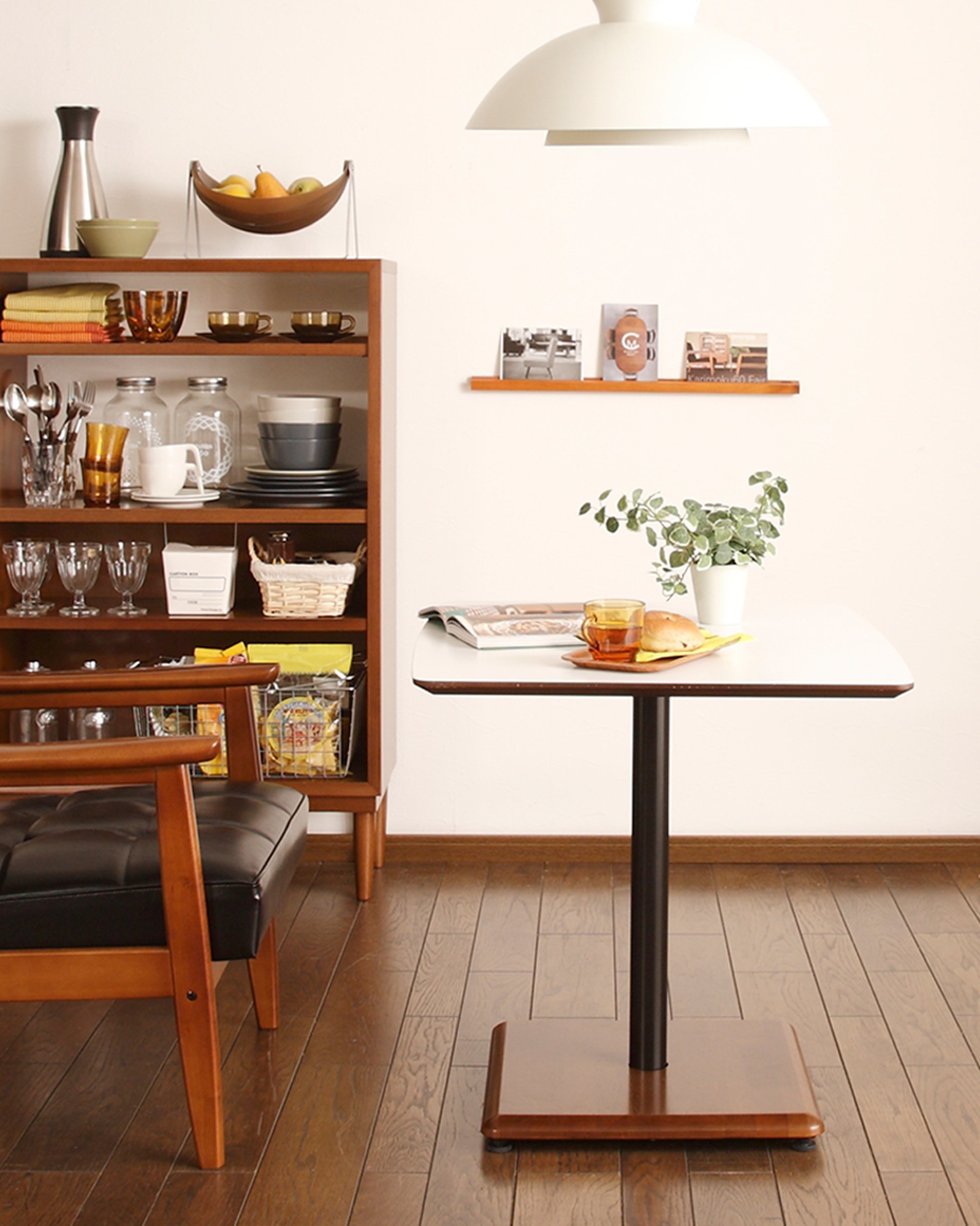 KARIMOKU 60카페 테이블 - MILLIMETER MILLIGRAM