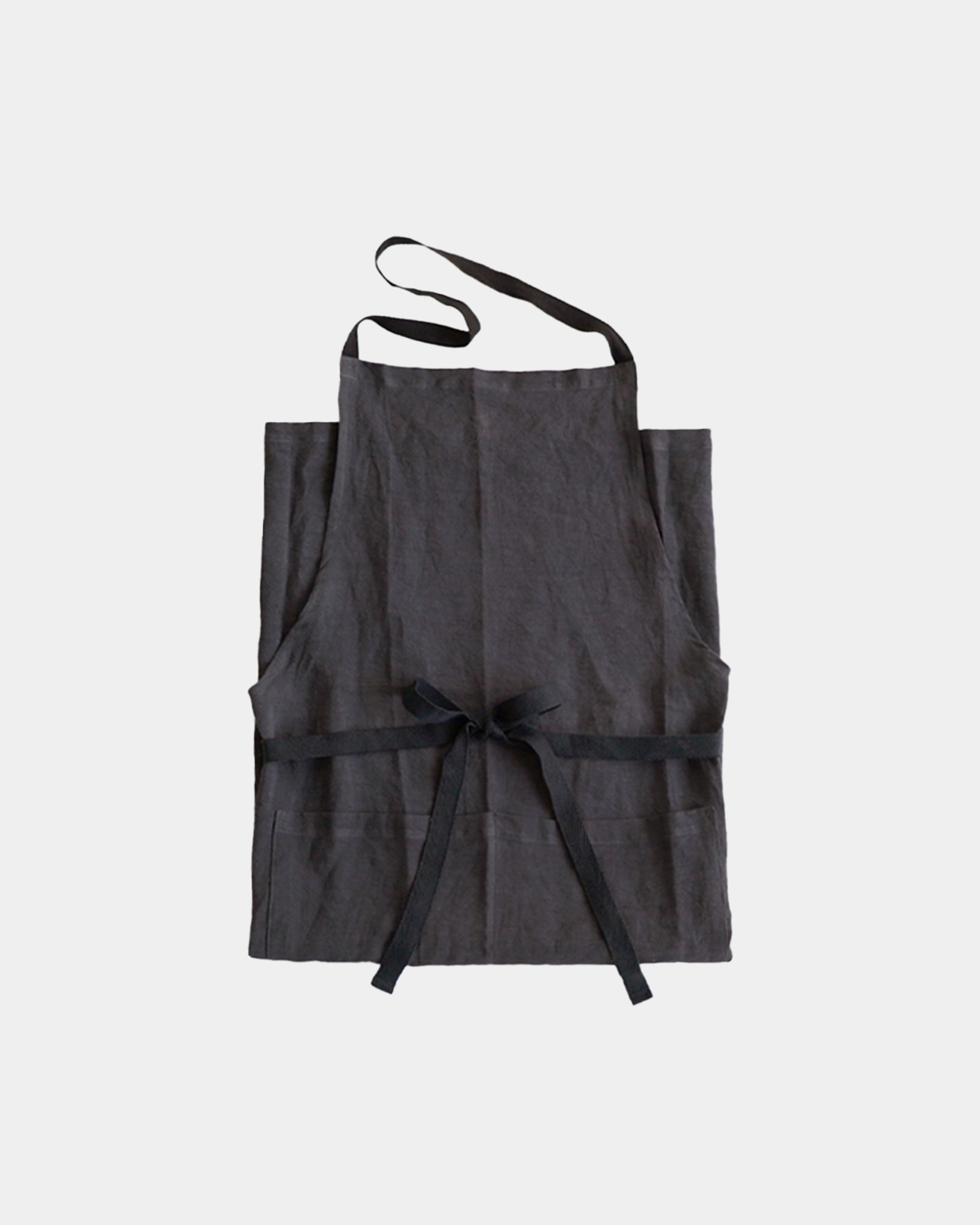 D&DEPARTMENTd 에이프런 리넨 차콜 그레이 - MILLIMETER MILLIGRAM