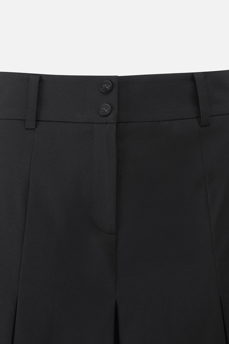 [PXG 공식 아울렛] 여성 시즌리스 PXG X KJG 하프 팬츠 (블랙) - GOLF NUTS